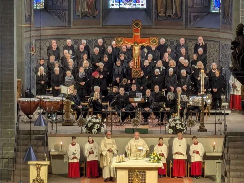 Klangvolles Christkönigsfest im Dom - Pastoraler Raum Soest